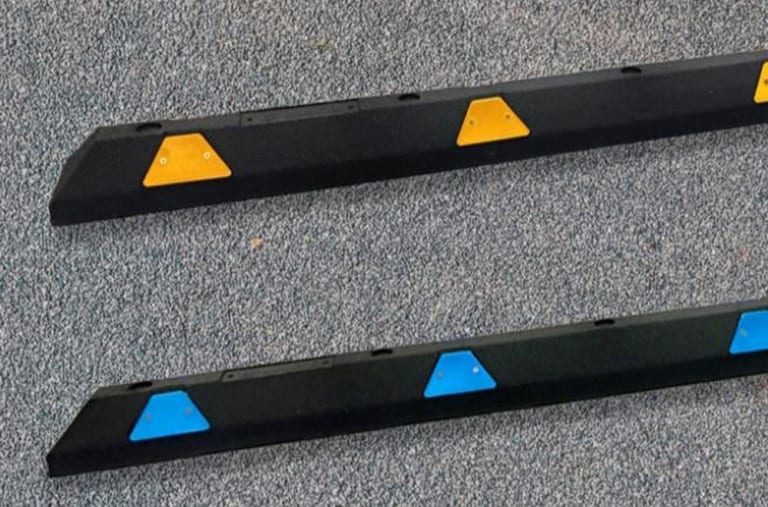 Recycled Rubber Parking Curb - J&H Builder's Warehouse